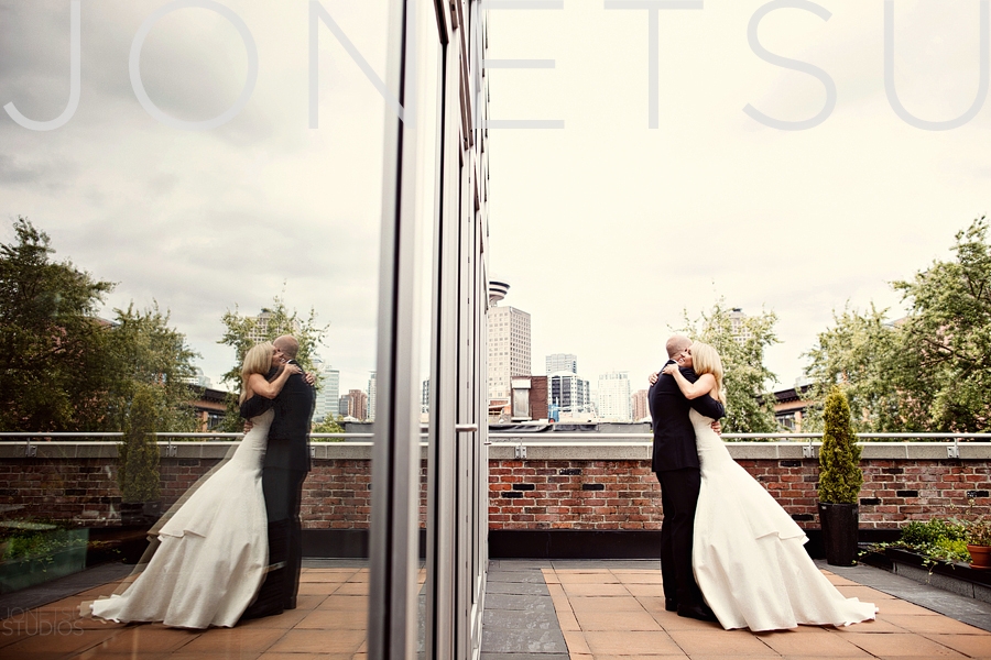 INTIMATE WEST VANCOUVER WEDDING AT HOME BY JONETSU. FEATURED IN REAL WEDDINGS MAGAZINE ...