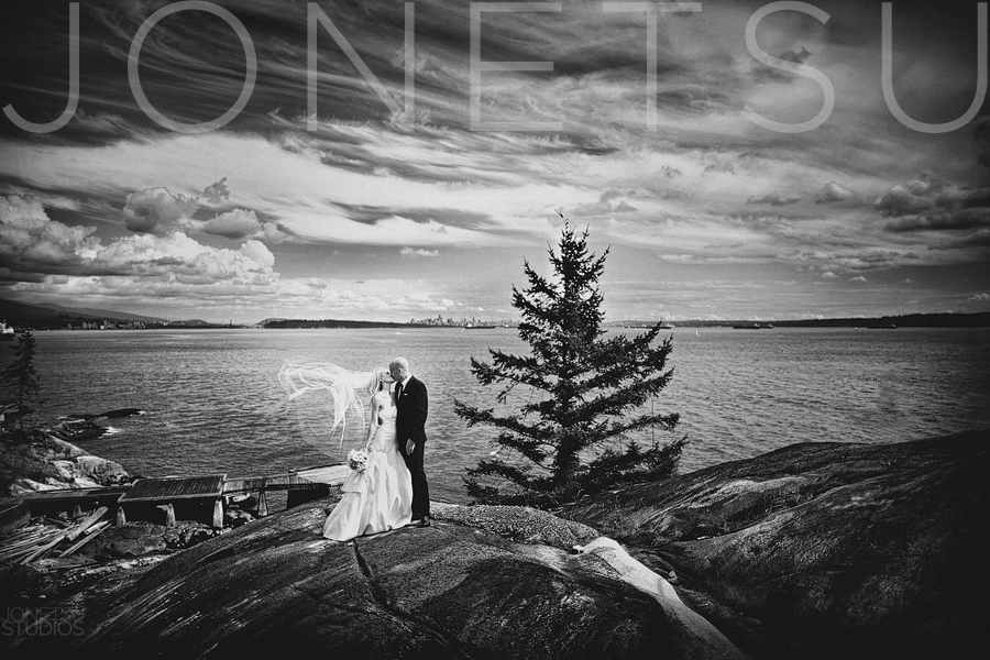 INTIMATE WEST VANCOUVER WEDDING AT HOME BY JONETSU. FEATURED IN REAL WEDDINGS MAGAZINE ...